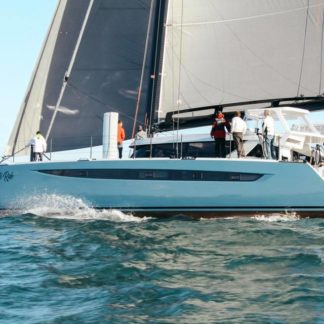 HH55 Catamaran Review - Katamarans
