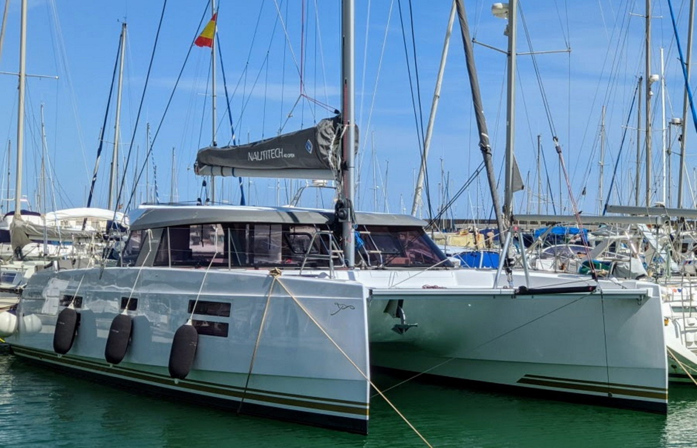 Nautitech 40 Open Catamaran Review - Katamarans