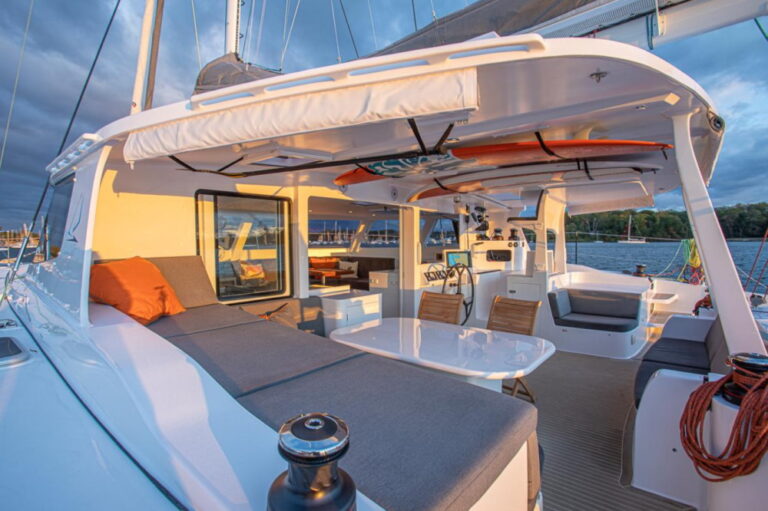 Balance 526 Performance Catamaran Review - Katamarans