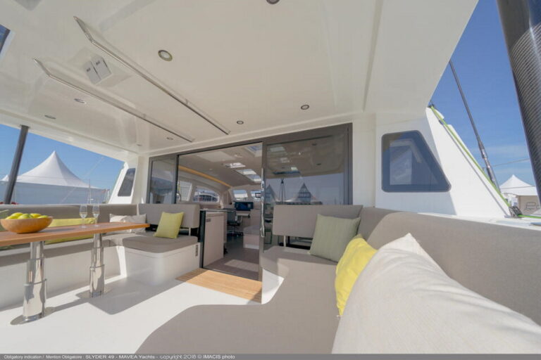 Slyder 49 Review - Katamarans