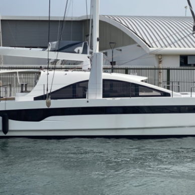 O Yachts Class 6 Review - Katamarans