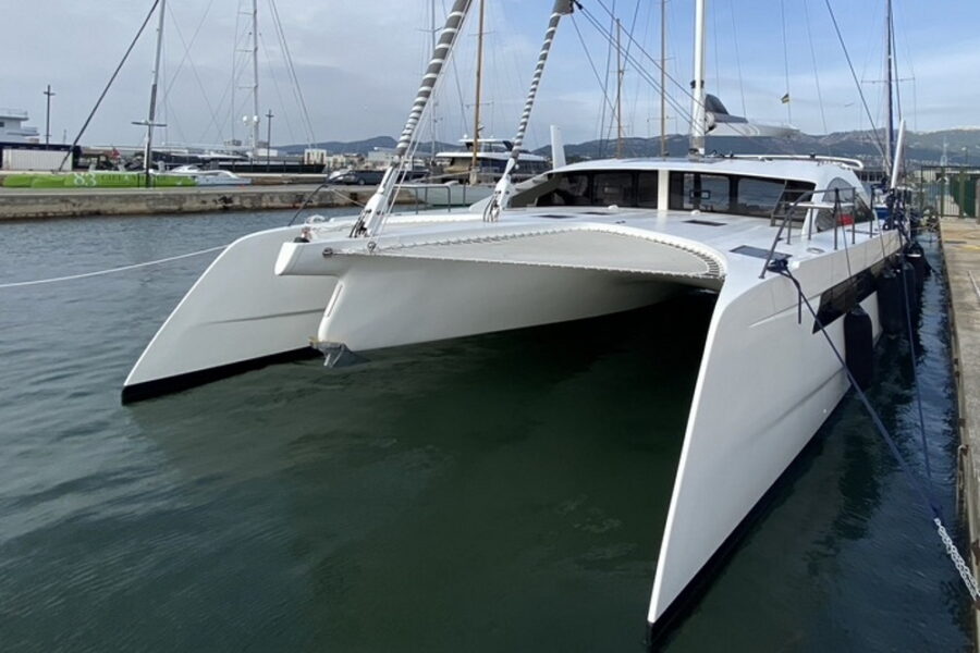 O Yachts Class 6 Review - Katamarans