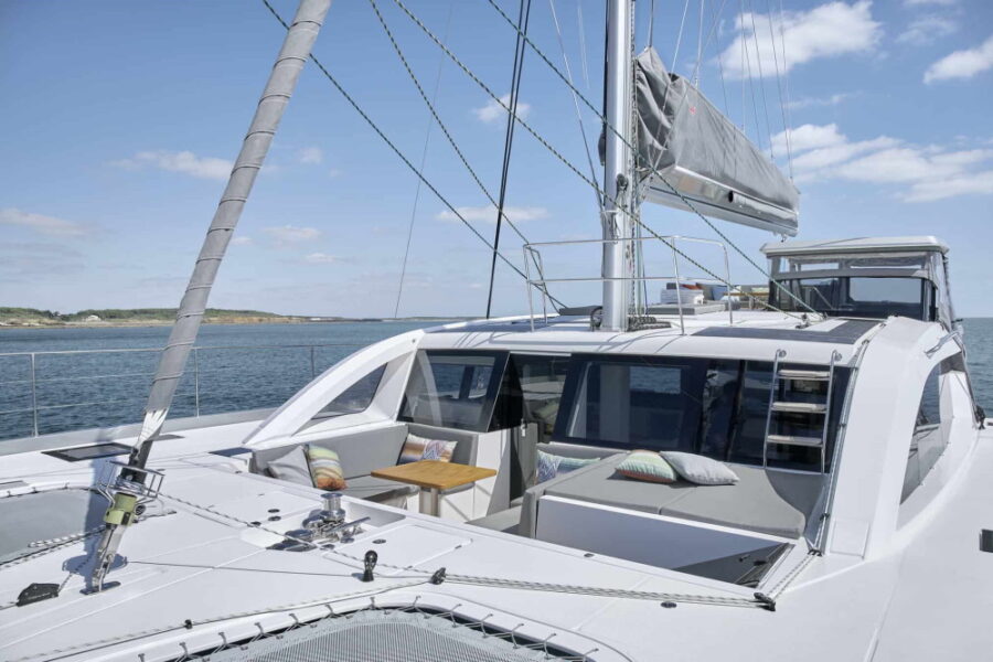 Privilege Signature 580 - Katamarans