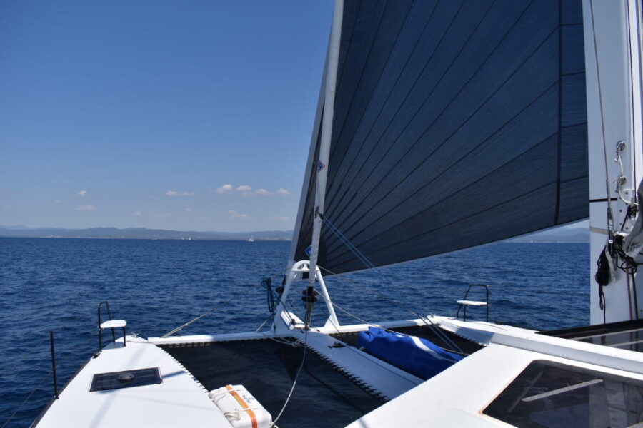 Windelo 54 - Eco Performance Catamaran Review - Katamarans