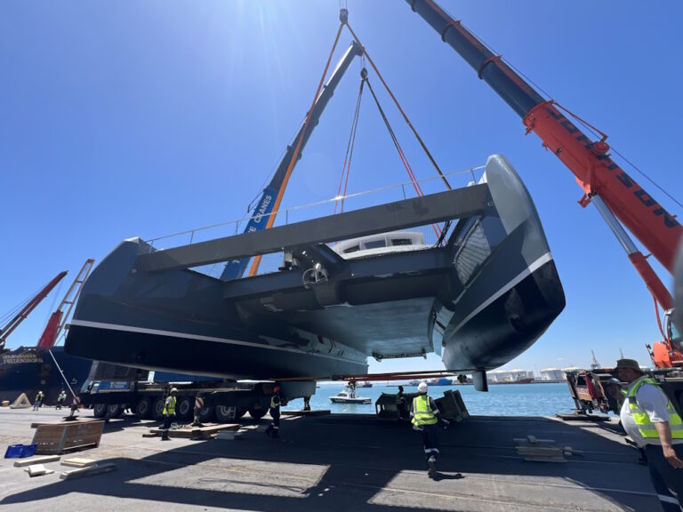 The Luxurious Two Oceans 870 Power Catamaran – Built for Adventure ...